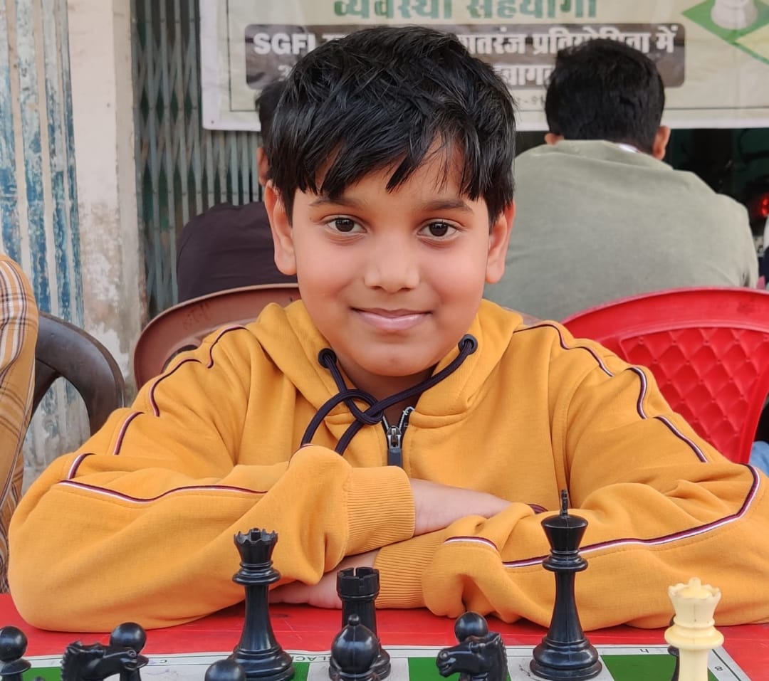 Online Chess Classes | Online Chess Tutor - Chess Crops